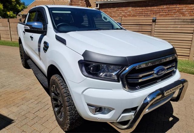 A Guide to Window Visors, Bonnet and Headlight Protectors - Cars Fellow