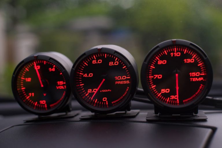 A Guide to Car Gauges: The Most Popular Gauges Available Today - Cars Fellow