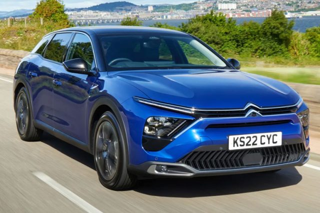 Top 10 Best Family Cars To Buy 2025 - Cars Fellow