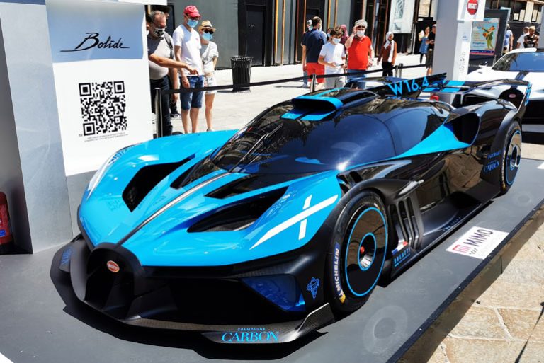 How Many Bugattis Are In The World? 2023 Numbers - Cars Fellow