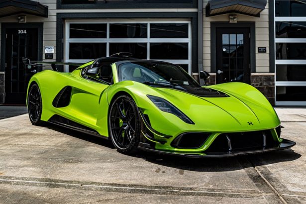 Top 10 Fastest Cars in the World 2026 - Photos - Cars Fellow
